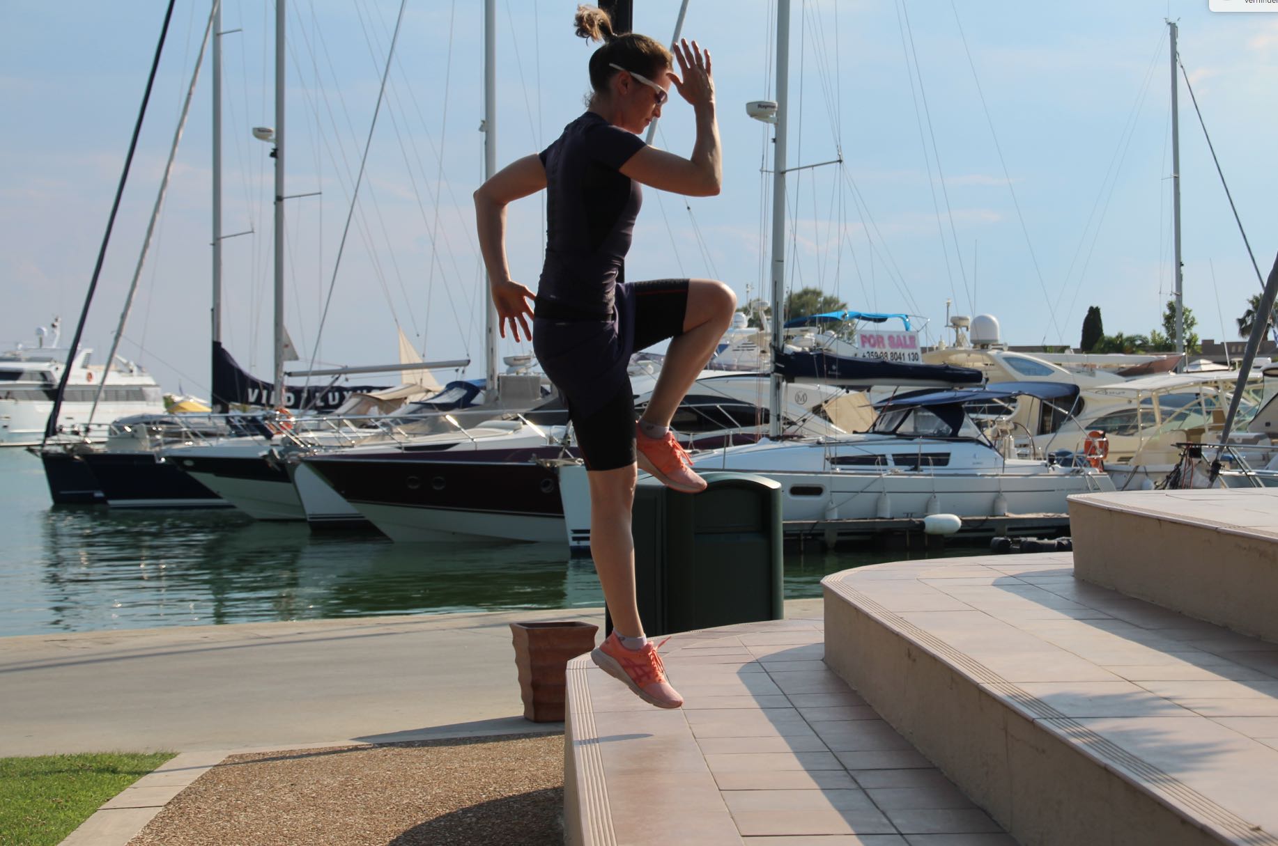 Outdoor Workout für Läufer - und alle anderen, die ihre Beine & Rumpf ...